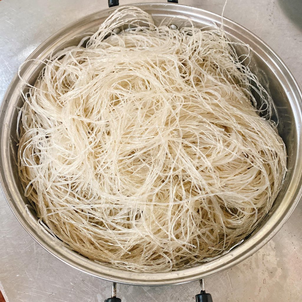 Cách Làm Miến Xào Cua Không Bị Dính, Ngon Mềm Dai