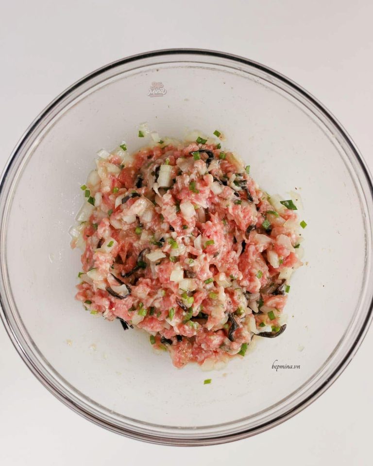 Cách làm bánh Pateso Pate Chaud ngàn lớp nhân thịt ngon nức