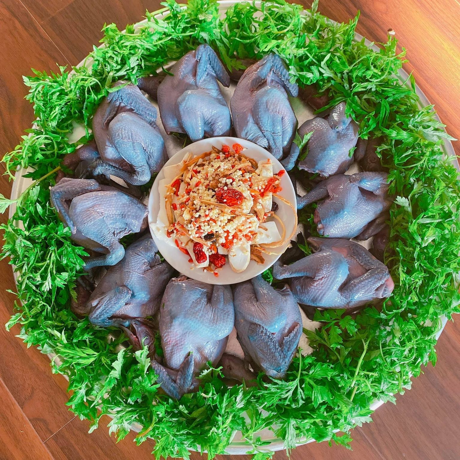 Cách Hầm Gà Thuốc Bắc Ngải Cứu Hạt Sen Cực Bổ Dưỡng