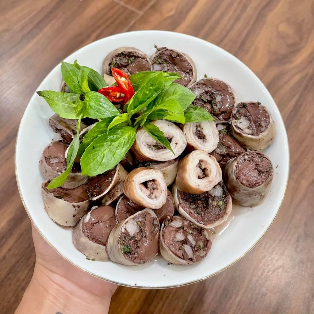 Bật Mí Cách Làm Lòng Dồi Ngon Mềm Mướt Béo Ngậy