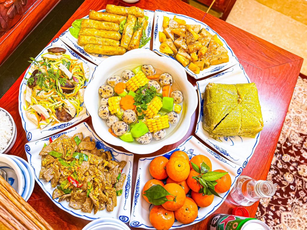 30 Mâm Cơm Chay Đơn Giản Mà Ngon Miệng, Đủ Chất