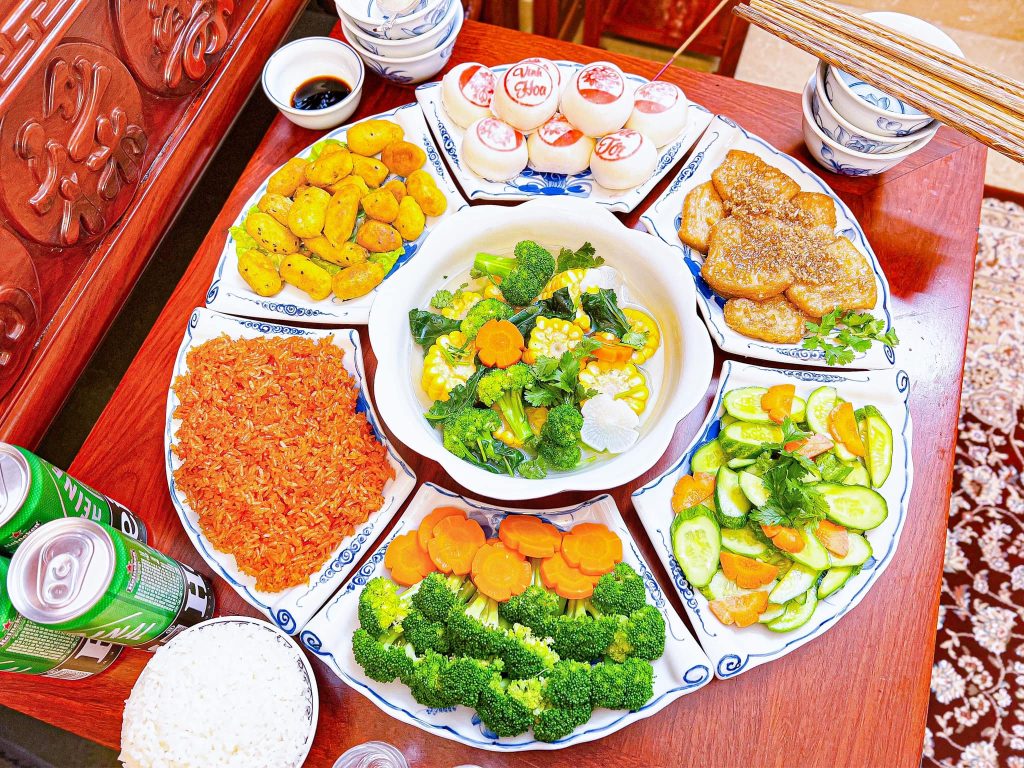 30 Mâm Cơm Chay Đơn Giản Mà Ngon Miệng, Đủ Chất